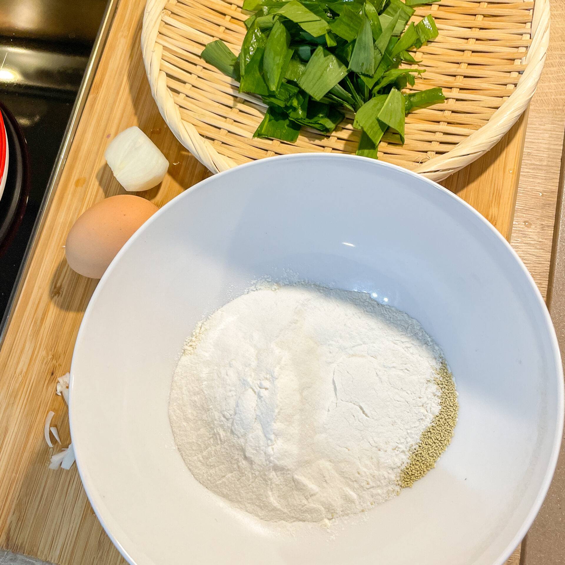 Rezept für Chijimi mit Bärlauch (koreanischer Pfannkuchen) - The Hangry ...